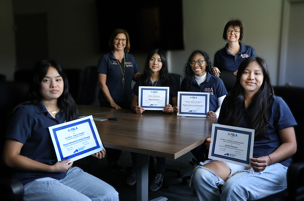 SKY Phi Beta Lambda students win awards at State Leadership Convention | SKYCTC